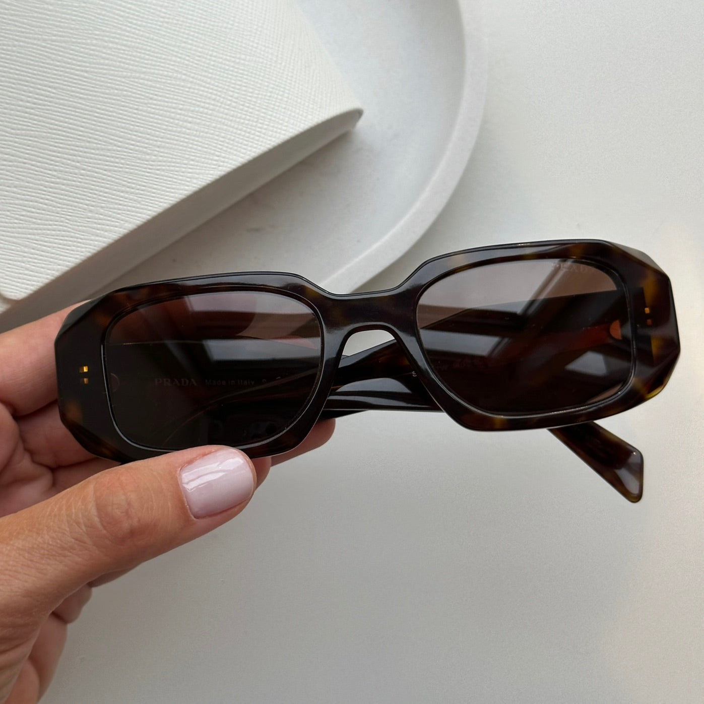 Solbriller Dame | Shop solbriller til kvinder online → Butler Loftet